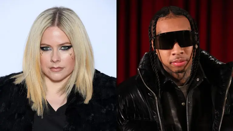Avril Lavigne Y Tyga Confirman Su Relación Con Un Beso En París Shows