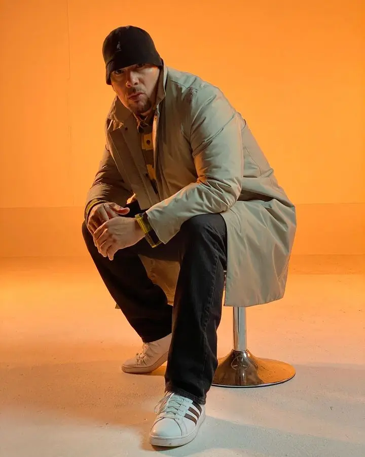 Kinto Sol presenta el álbum ‘Mexicanos Bravos’ | Shows Telehit Música ...