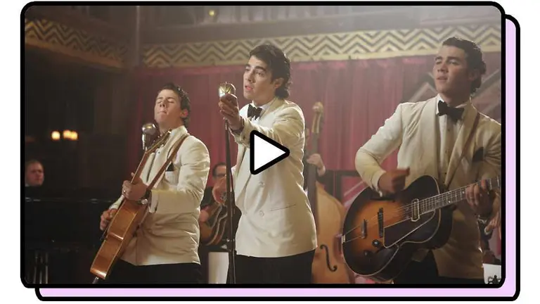 Jonas Brothers – “Lovebug” | Shows Telehit Música | Telehit