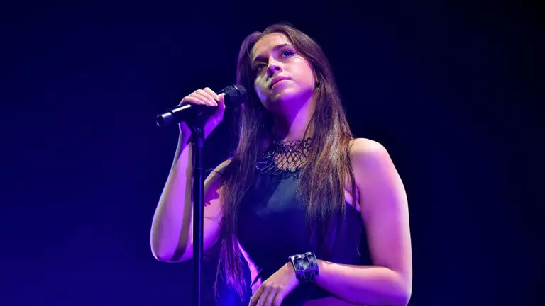 Tate McRae nos platica todos los detalles de su nuevo álbum `THINK ...